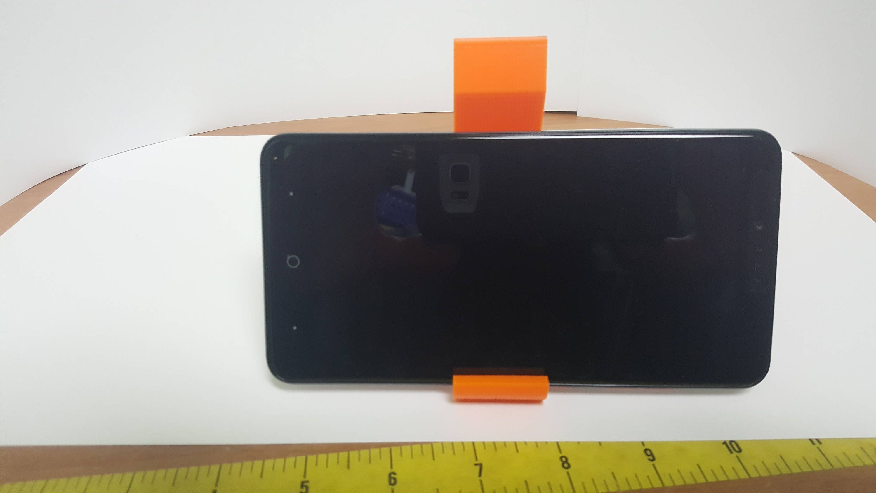 Smiling Person Phone Stand / 3D Printed - Etsy