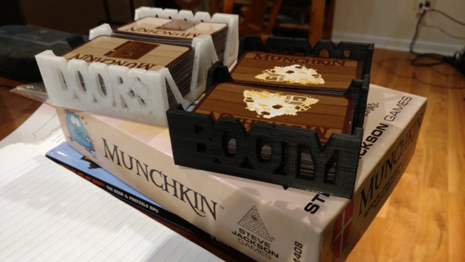 Munchkin Card Holders / Deck Organizer / Doors / Booty / Loot / Game ...