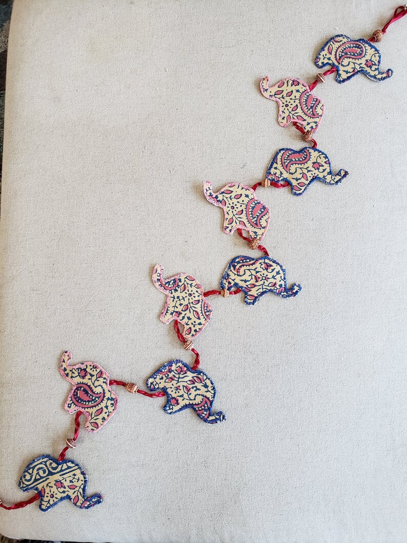 Elephant Chain Wall Hanging. 8 Indian Fabric Elephants - Etsy
