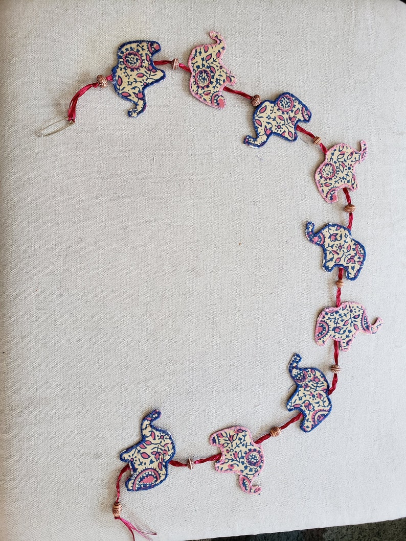 Elephant Chain Wall Hanging. 8 Indian Fabric Elephants - Etsy