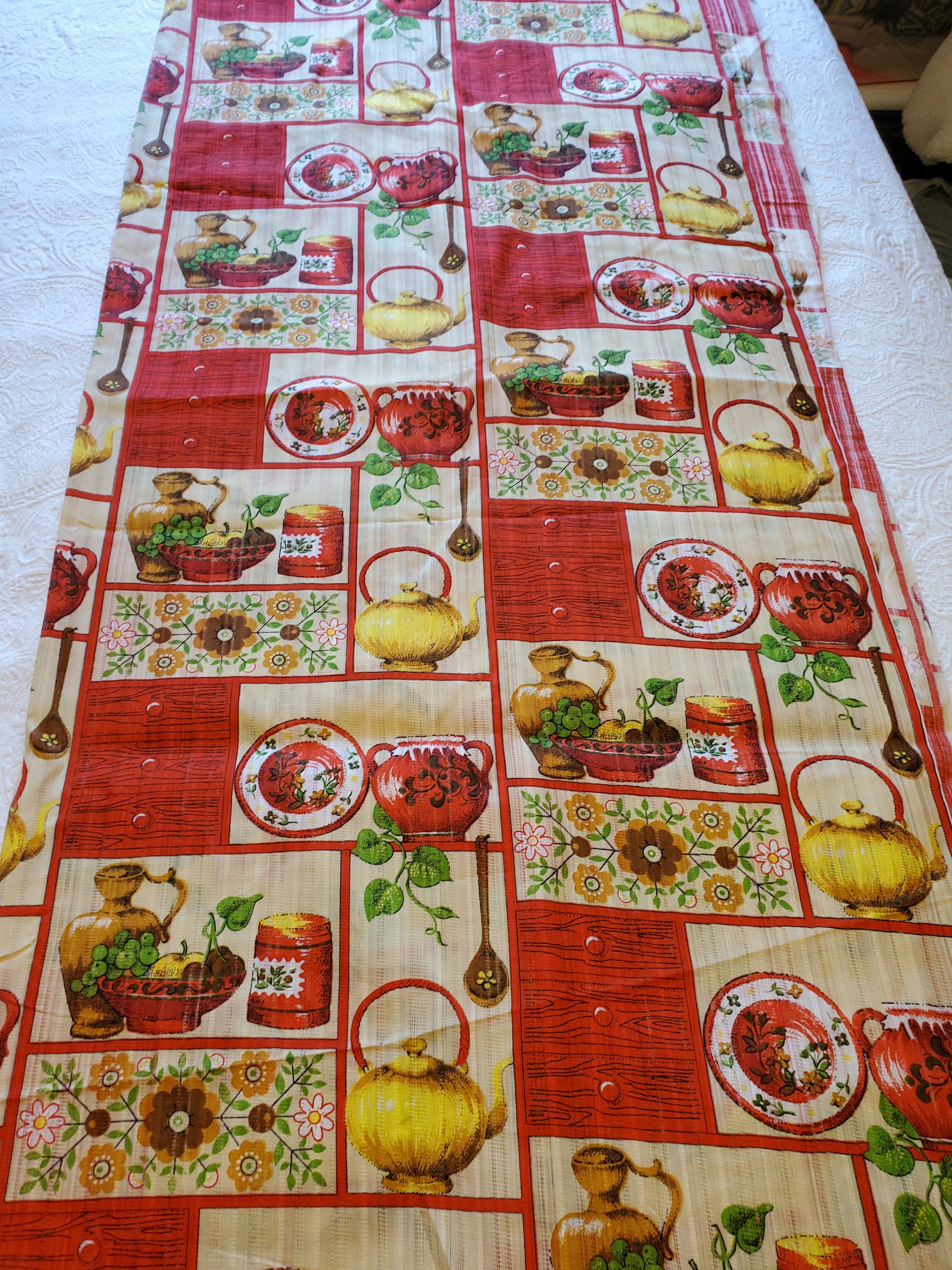 SUPER Cute Vintage Kitsch Kitchen Curtain Fabric - Cheery Colours ...