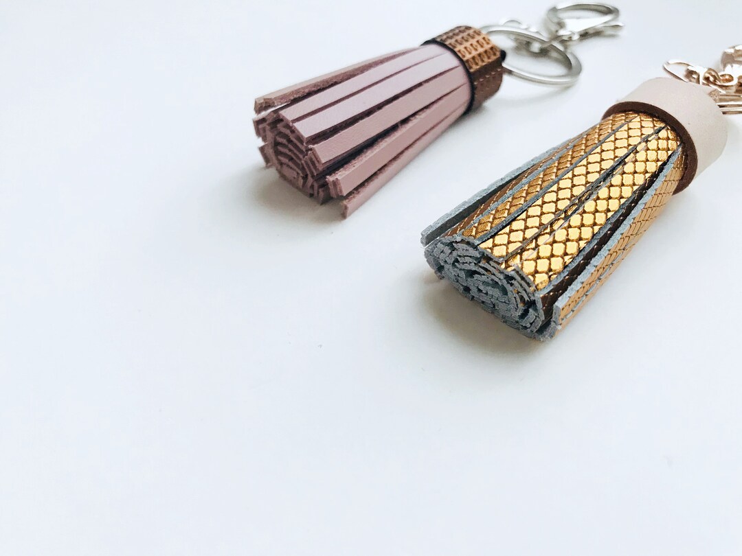 Leather Tassel Keyfob / Small Leather Keychain / Tassel Key Charm - Etsy