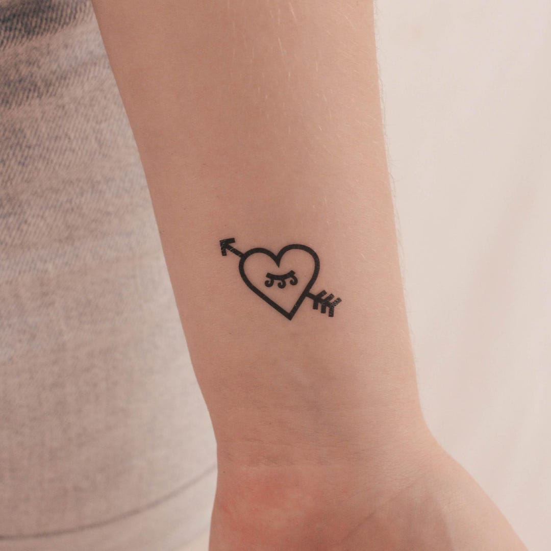 Heart and Arrow Wink Temporary Tattoo (set of 3) - Etsy