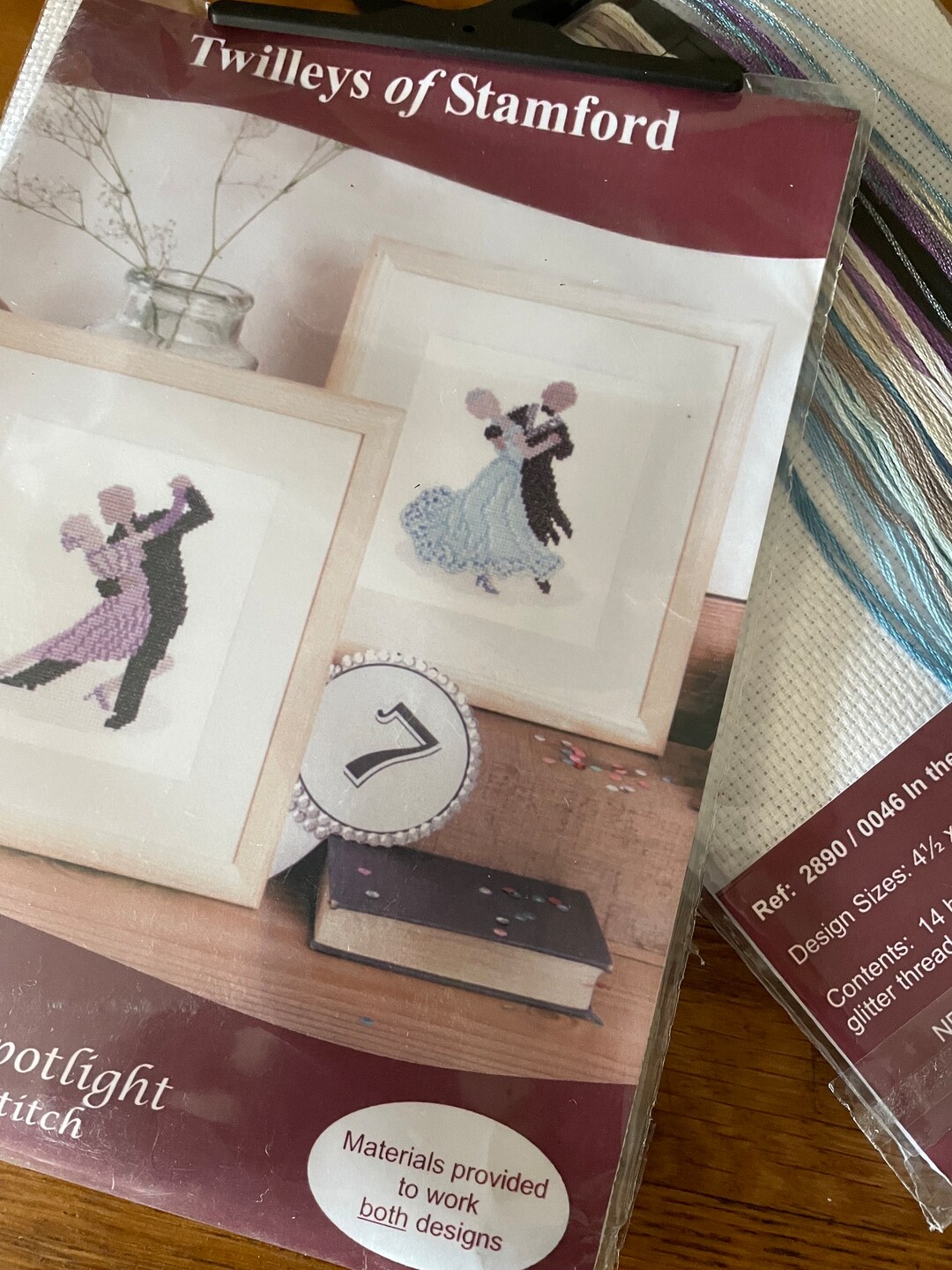 Cross Stitch Kit: in the Spotlight. Two Designs to Create Beautiful ...