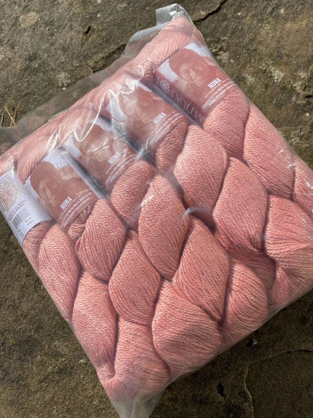 Mirasol Nuna Yarn. 5 X 50g Skeins of Soft Peruvian Yarn in Shade #1046 ...