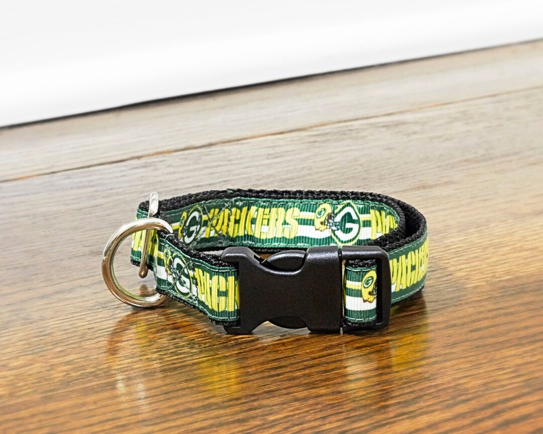 Green Bay Packers Helmet and Logo Unofficial 3/4 Inch Dog Collar With ...