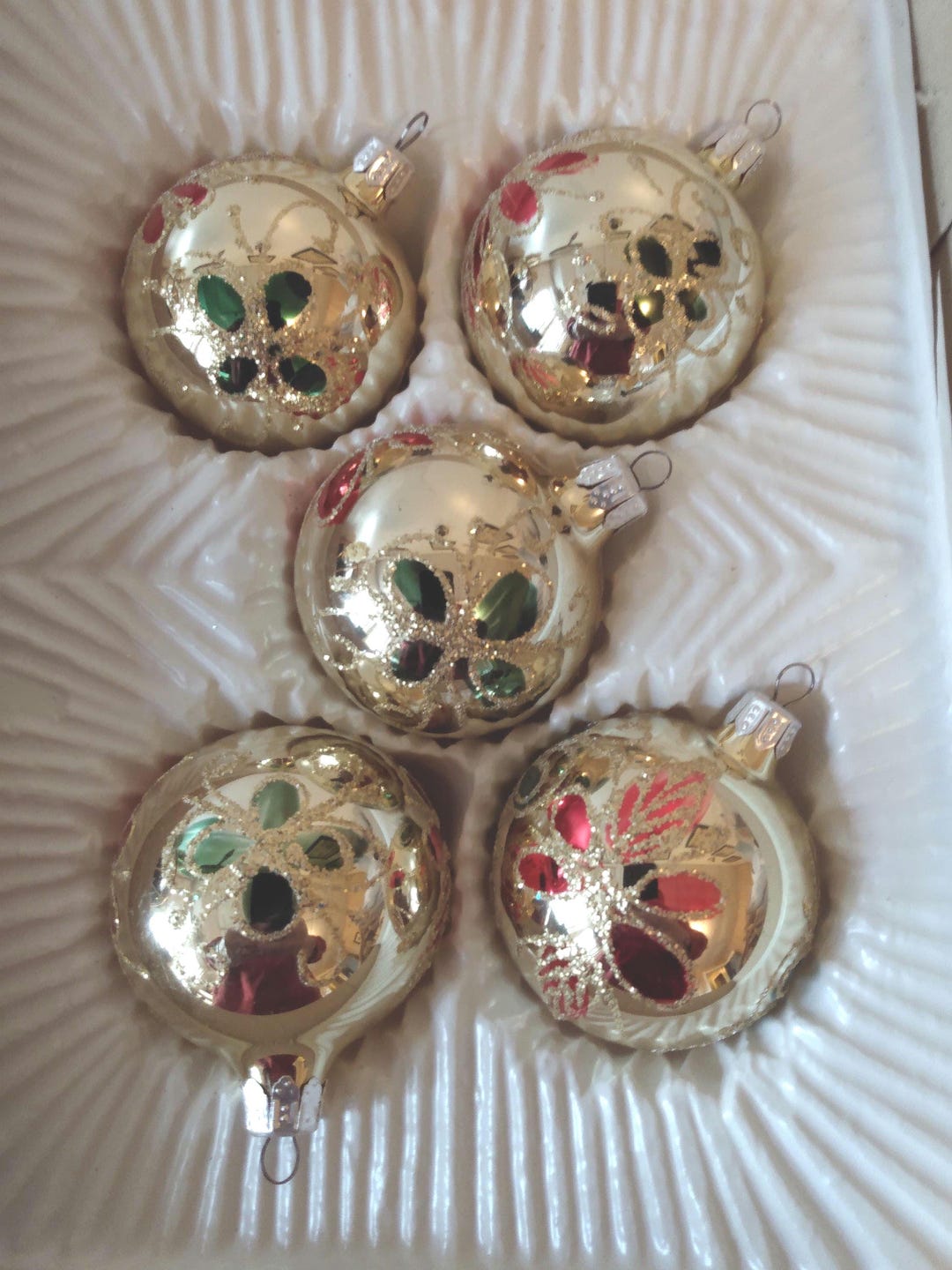 Vintage Commodore Gold/red/green Hand Decorated Glass Christmas Ball ...