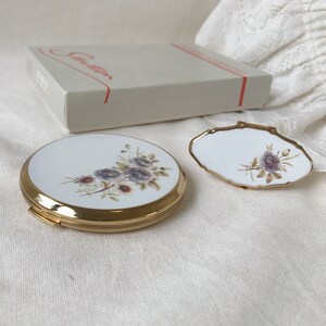 Vintage Stratton Gold Tone Metal Compact and Lipview With Floral Design ...