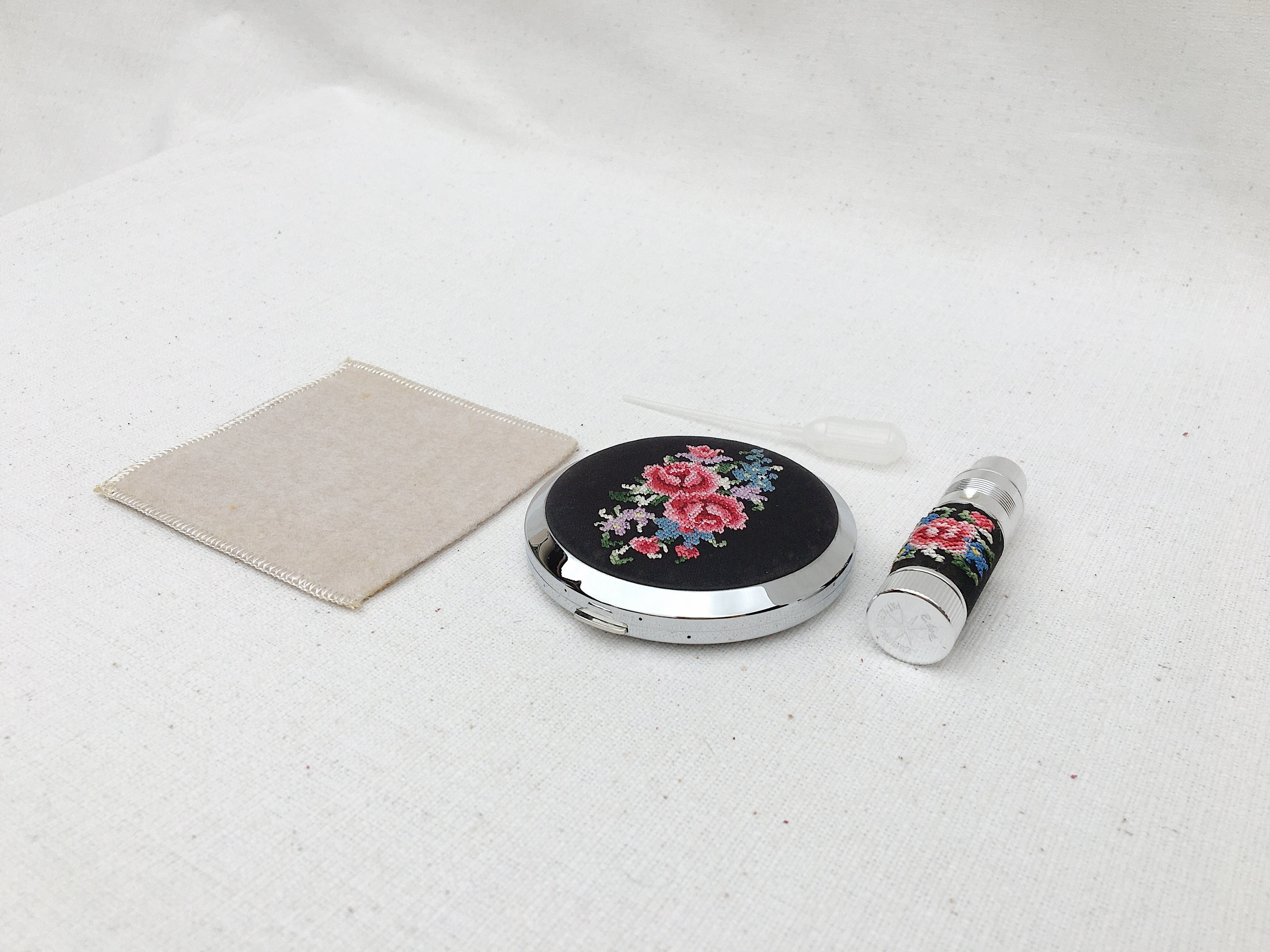 Vintage Japanese Powder Compact and Perfume Bottle Set Boxed - Etsy