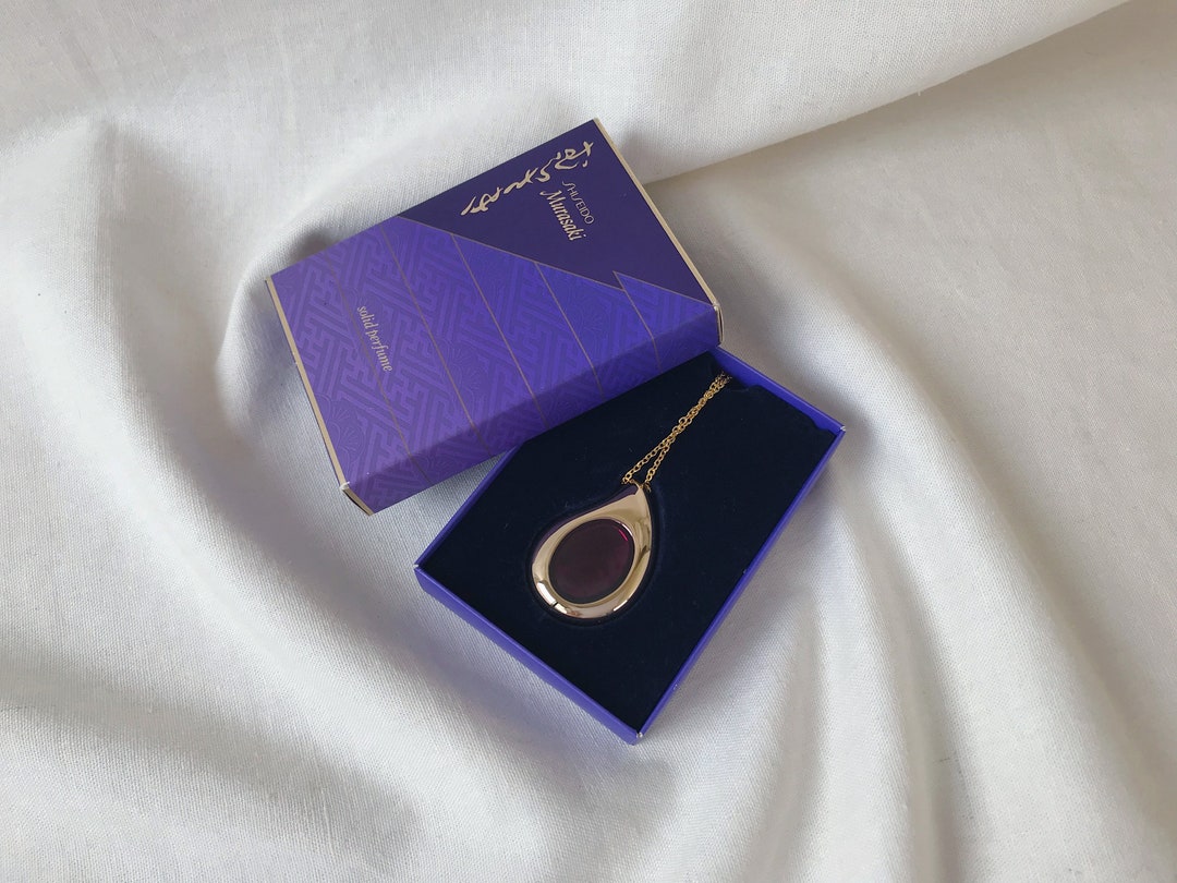 Rare Vintage Shiseido Murasaki Solid Perfume Gold Tone Pendant With Chain Necklace, Collectible ...