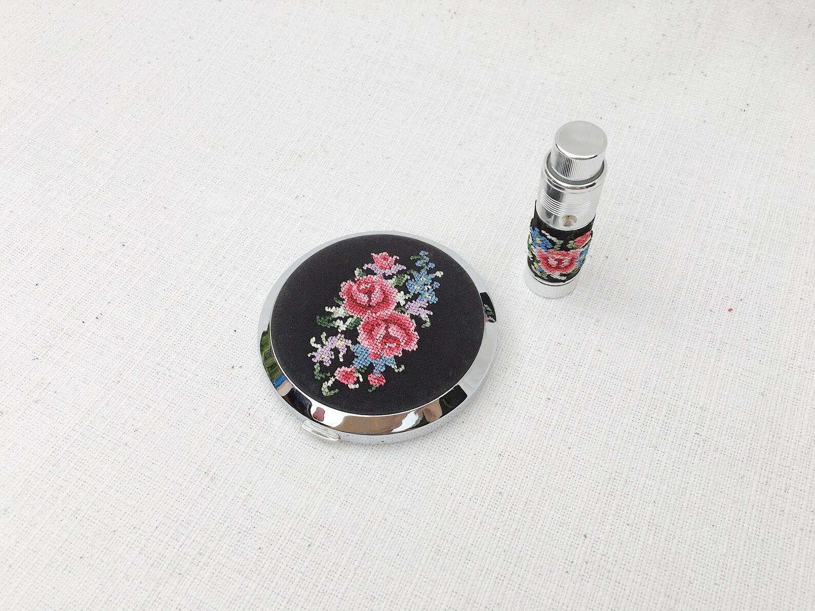 Vintage Japanese Powder Compact and Perfume Bottle Set Boxed - Etsy