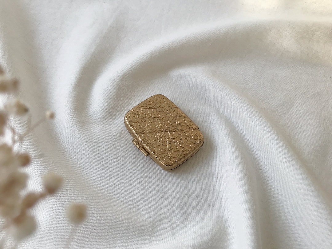 Vintage Revlon Love Pat Cream Beige Powder Compact, Gold Small Compact ...