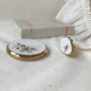 Vintage Stratton Gold Tone Metal Compact and Lipview With Floral Design ...