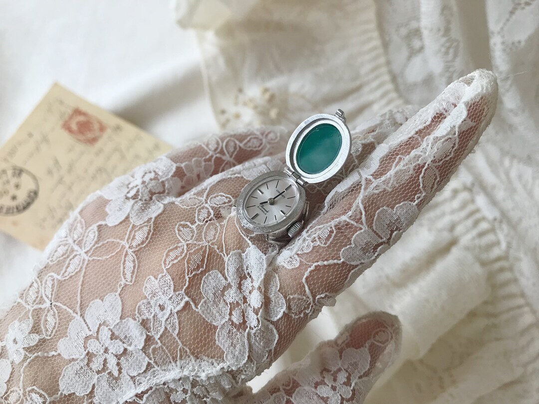 RARE Vintage Orient SWP With Green Stone Ring Watch, Chamade 21 Jewels ...