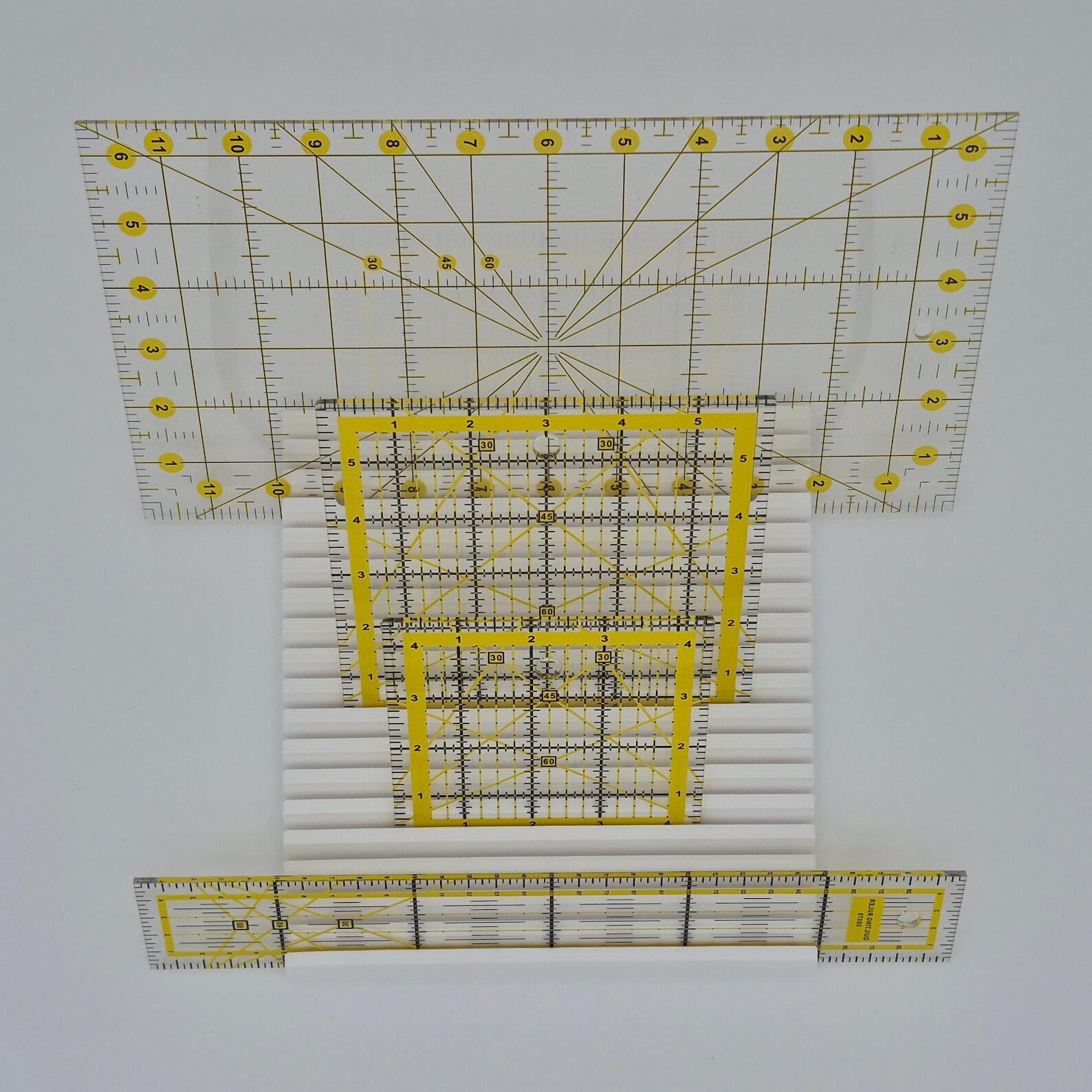 Wall Mounted Quilting Ruler Rack - 18 Slot Ruler Holder Organizer ...