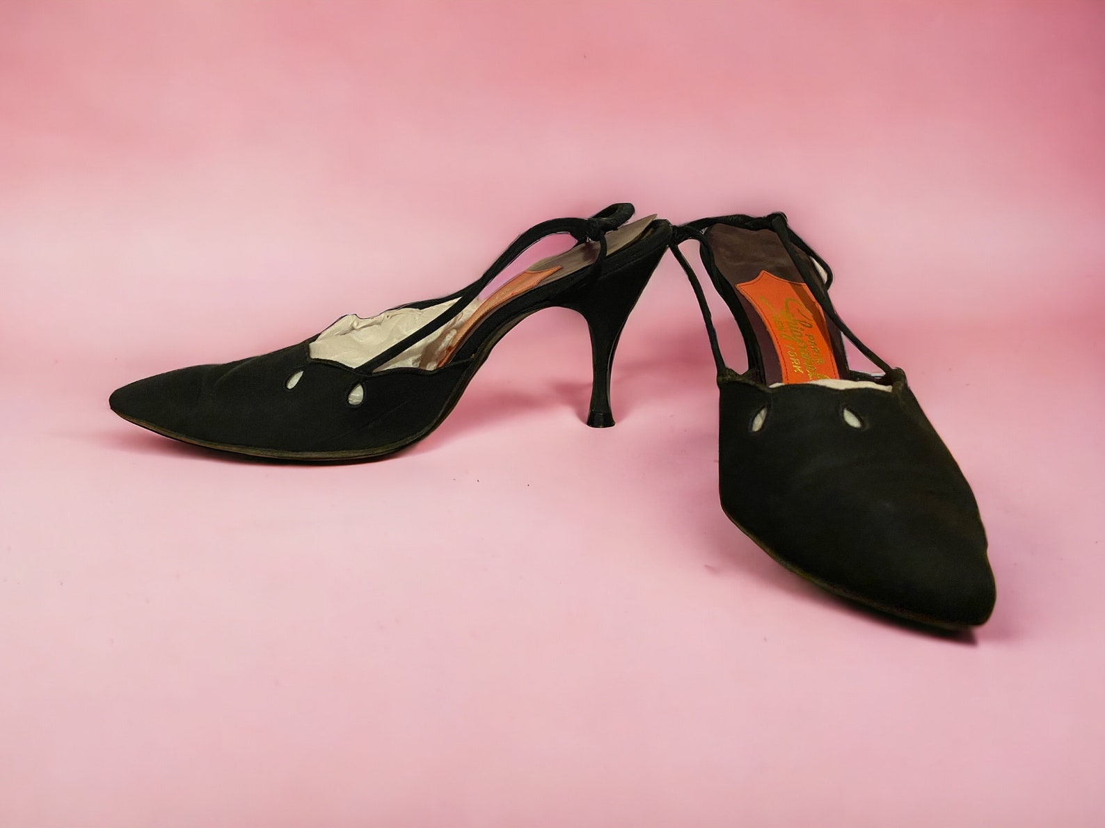 Vintage Schiaparelli 1950s - 1960s Black Kitten Heels in Original Box ...