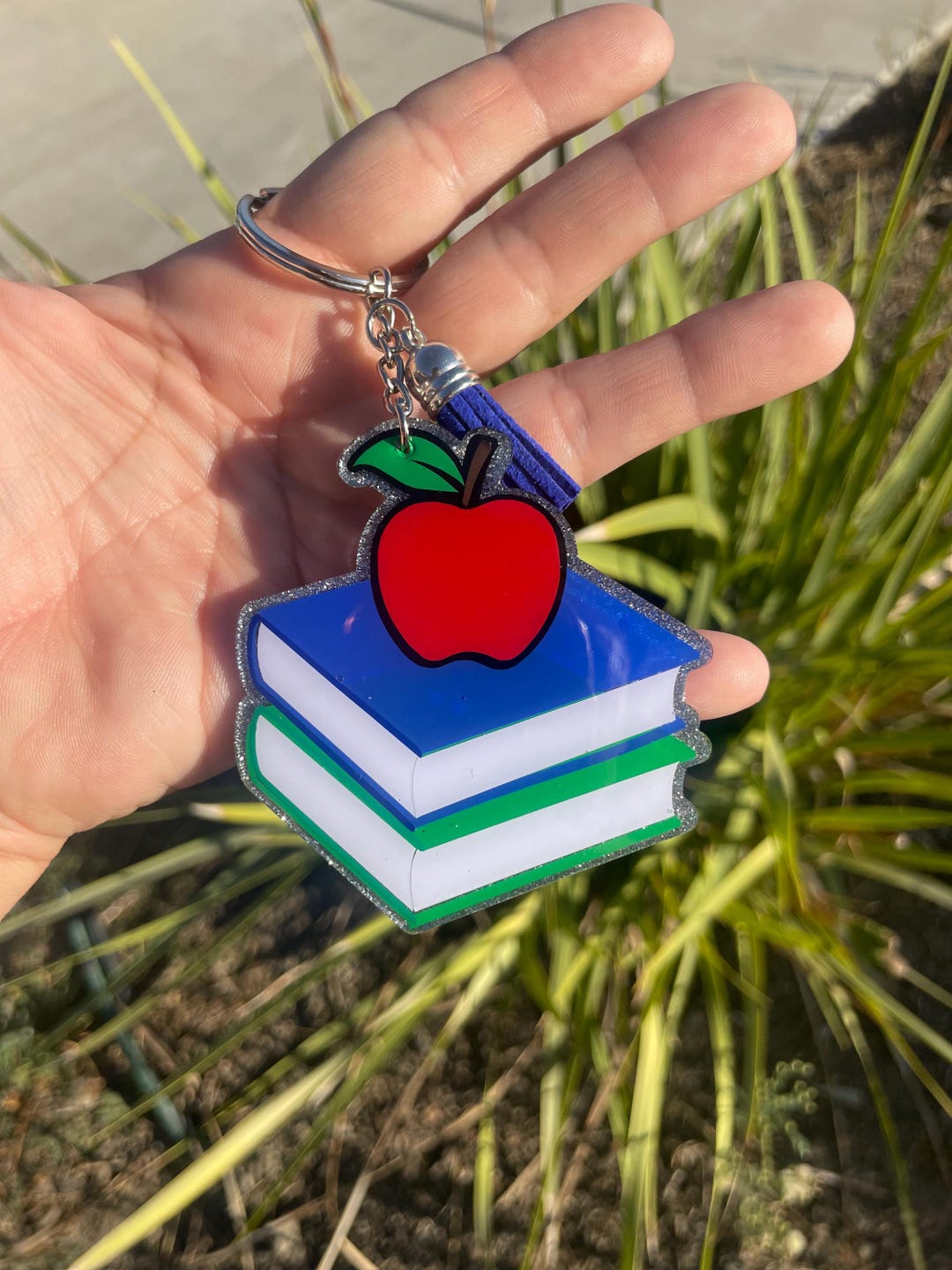 Stack of Books Keychain, School Backpack Keychain, Teacher Appreciation ...