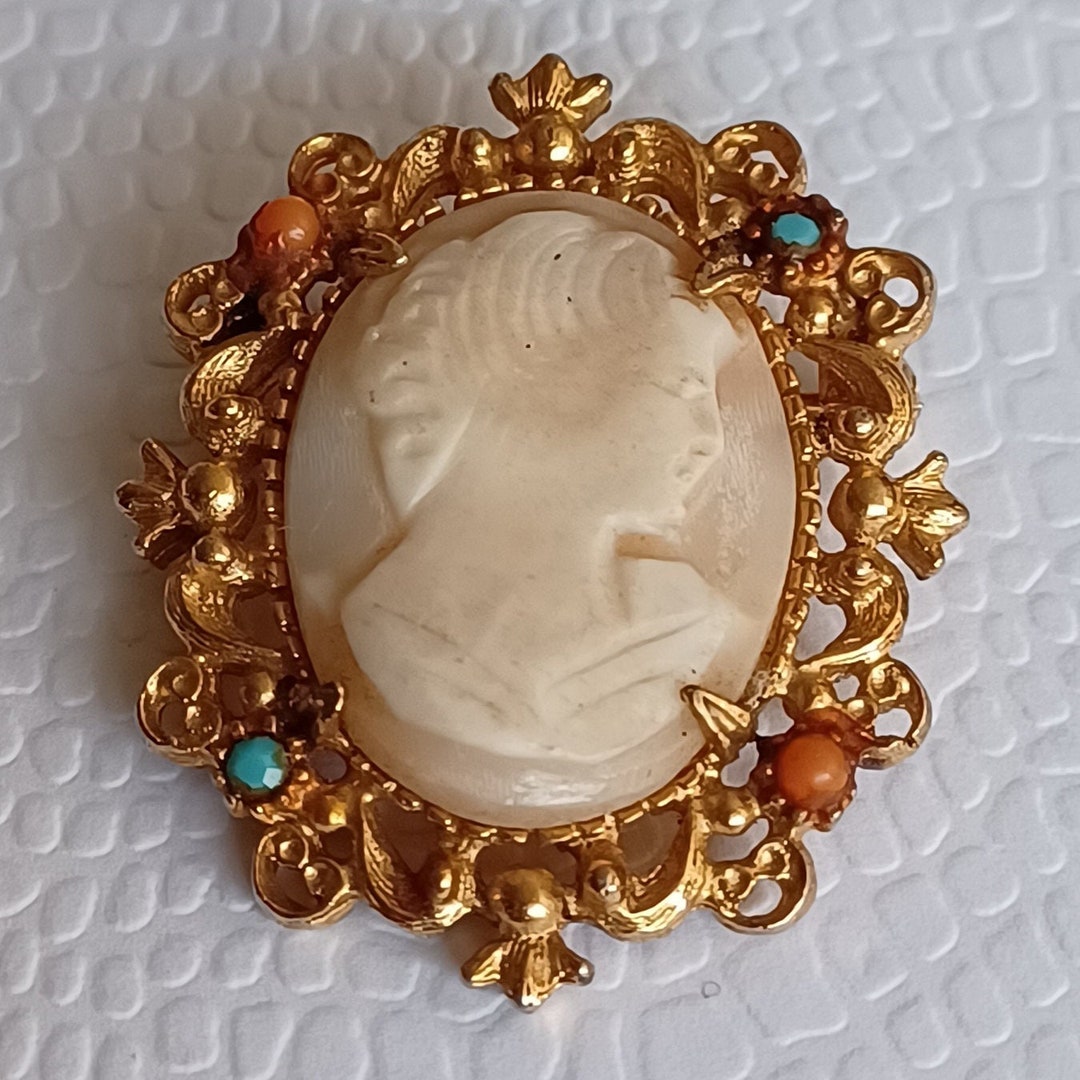 Carved 1960s Shell Cameo Marked Geno 270 - Etsy