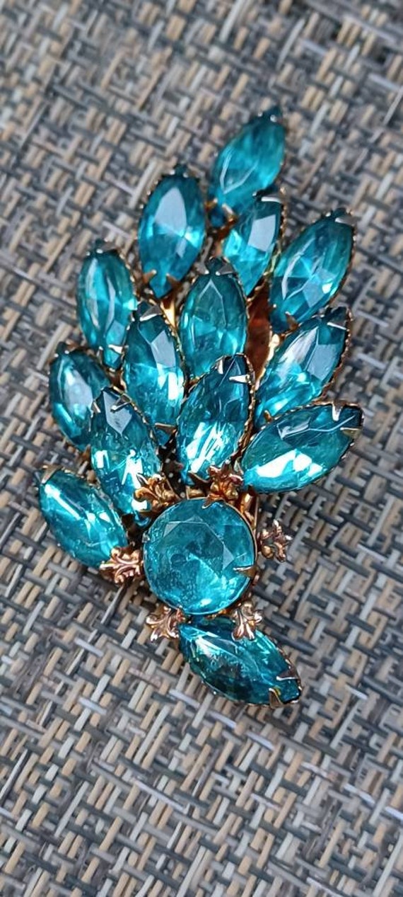 Vintage Aqua Blue Individually Pronged Rhinestone and… - Gem