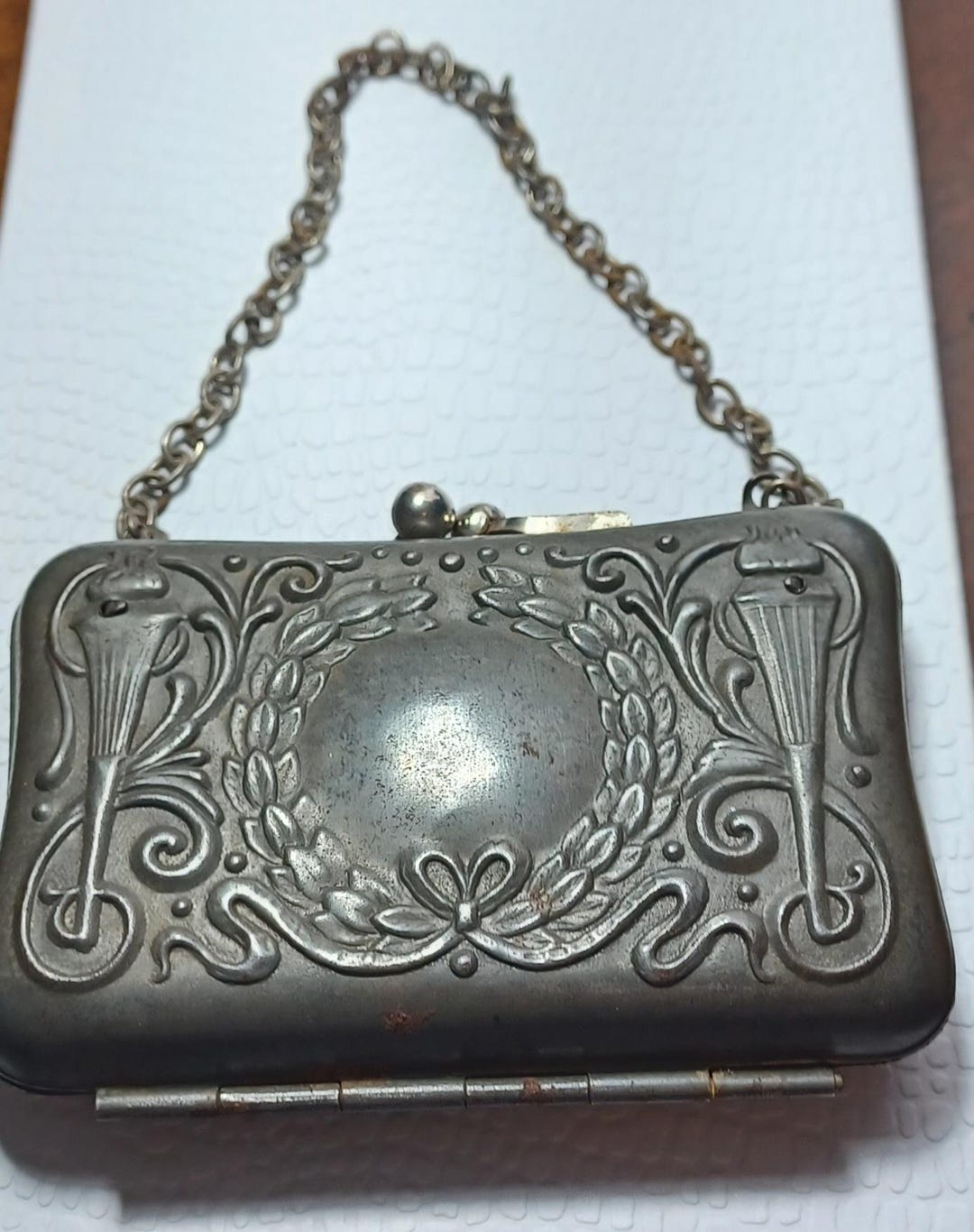 Victorian Small Metal Coin Purse With Beautifully Embossed Designs on ...