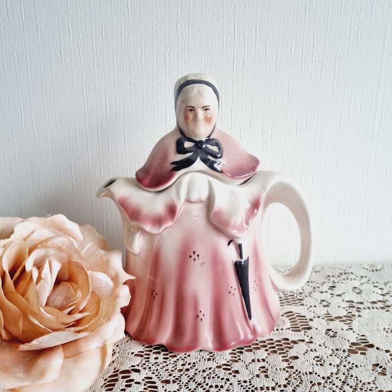 Old Lady Teapot - Etsy