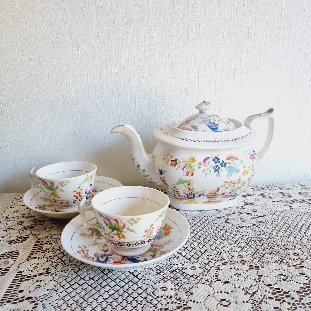 Antique Hilditch Chinoserie Teapot With 2 Teacups and Saucers in ...