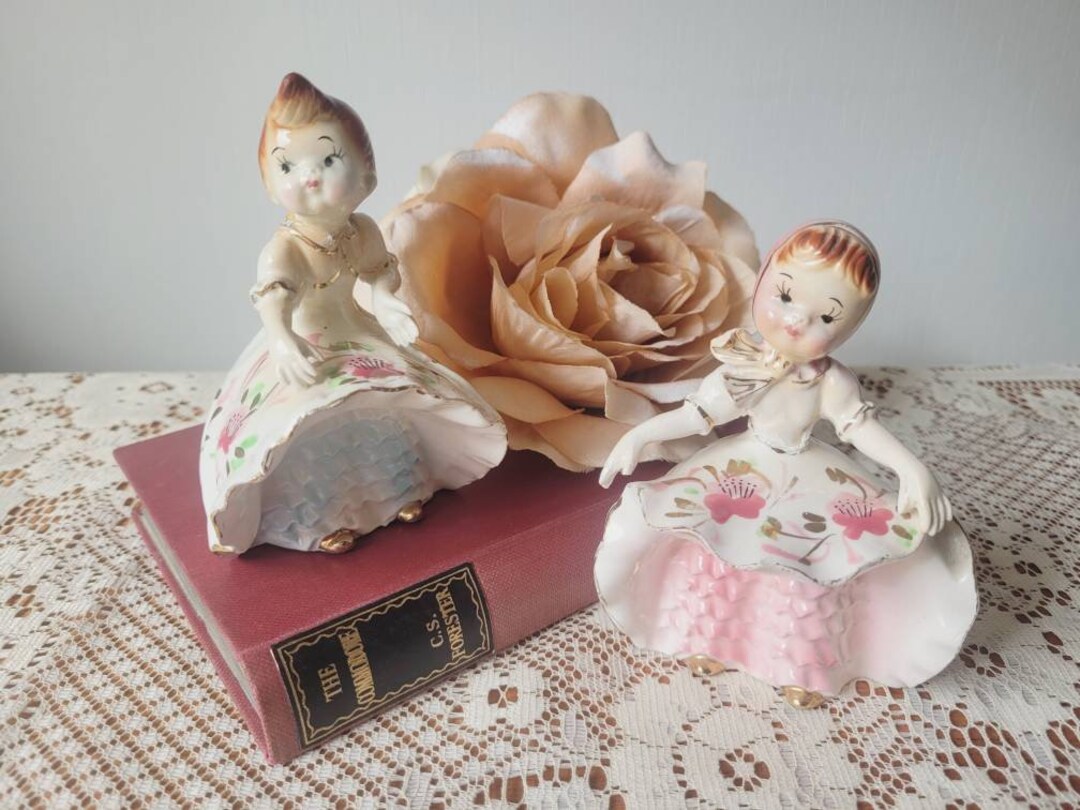 Pair of Kitsch Little Girl Figurines/ Ornaments - Etsy