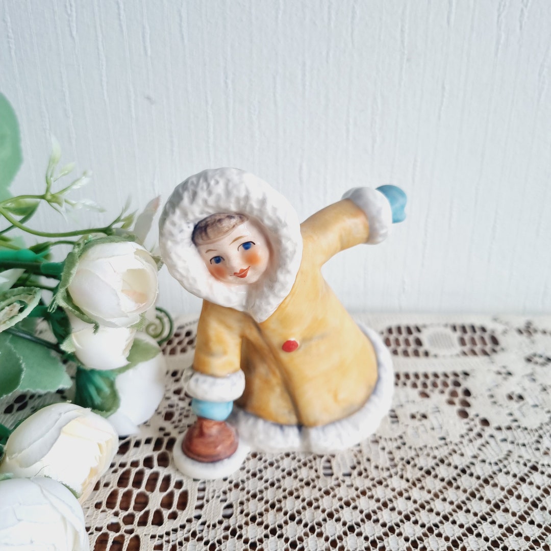 German Goebel Figurine Depicting a Little Girl Curling - Etsy