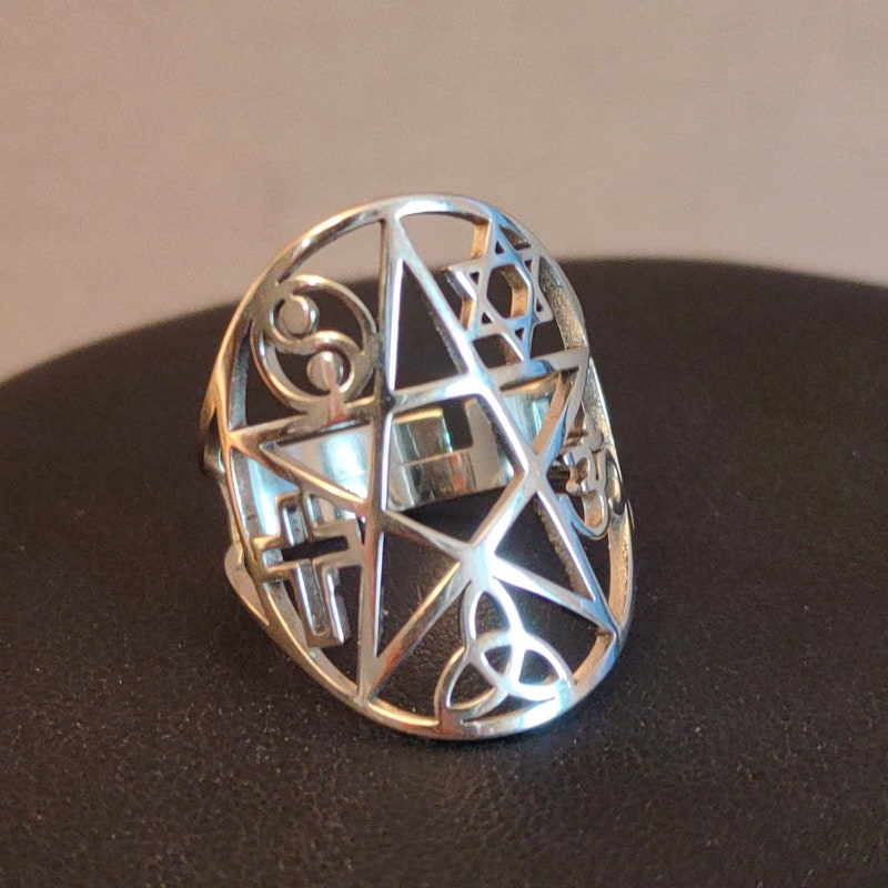 Witchcraft Ring - Etsy
