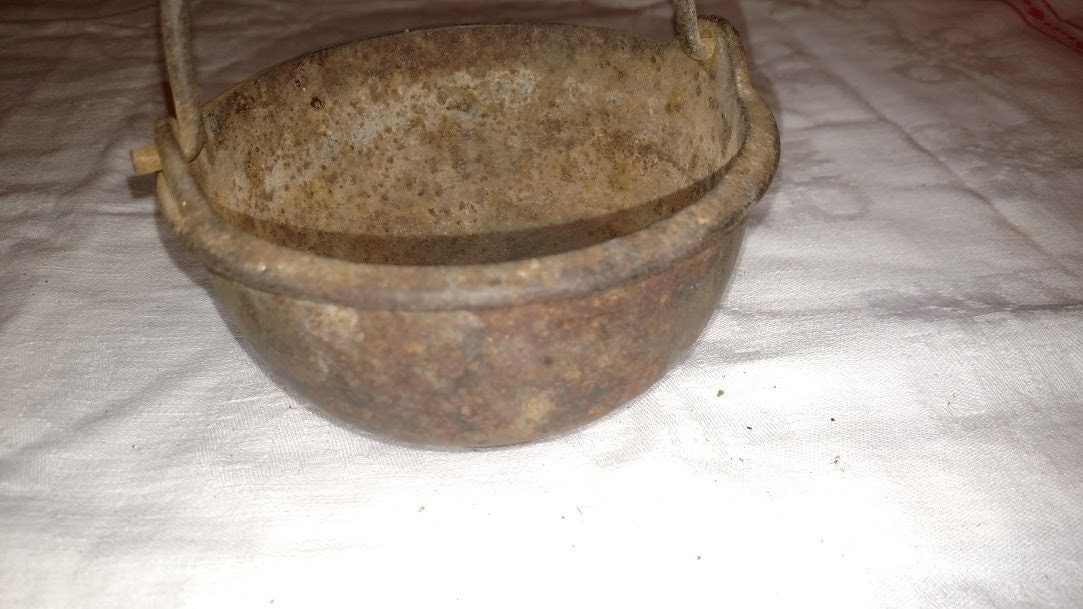 Small Cast Iron Gypsy Pot - Etsy