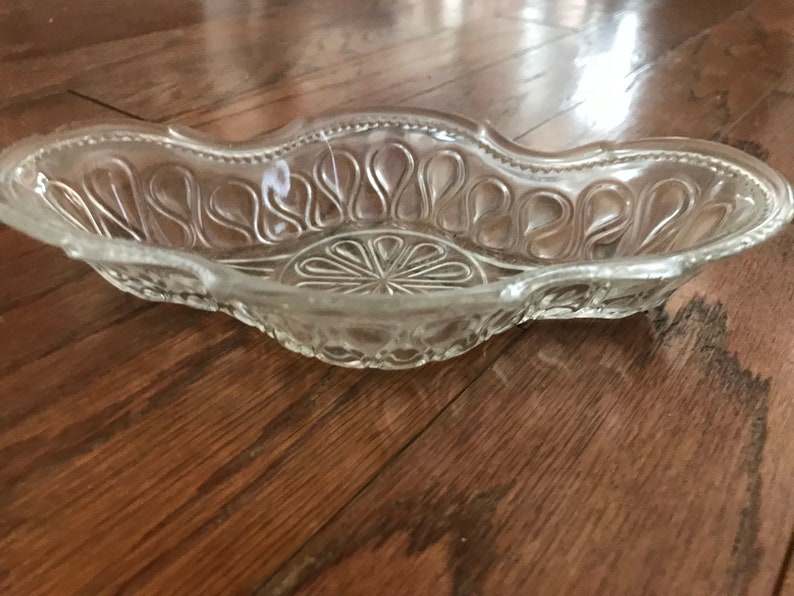 Bryce Brothers Ribbon Candy Boat-shaped Pickle Dish. - Etsy