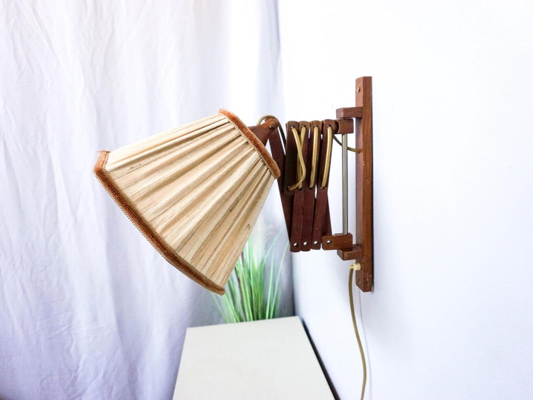 Vintage Wood Scissor Lamp / Harmonica Lamp, Mid Century Design Lamp ...