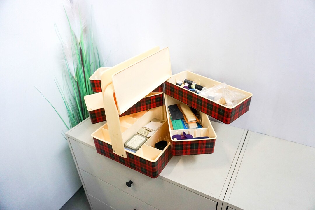 1960s Vintage Plastic Sewing Box, Midcentury Modern, Knitting Box ...