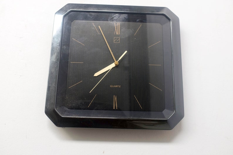1990s Z Vintage Japan Clock With a Timer by Quartz in - Etsy