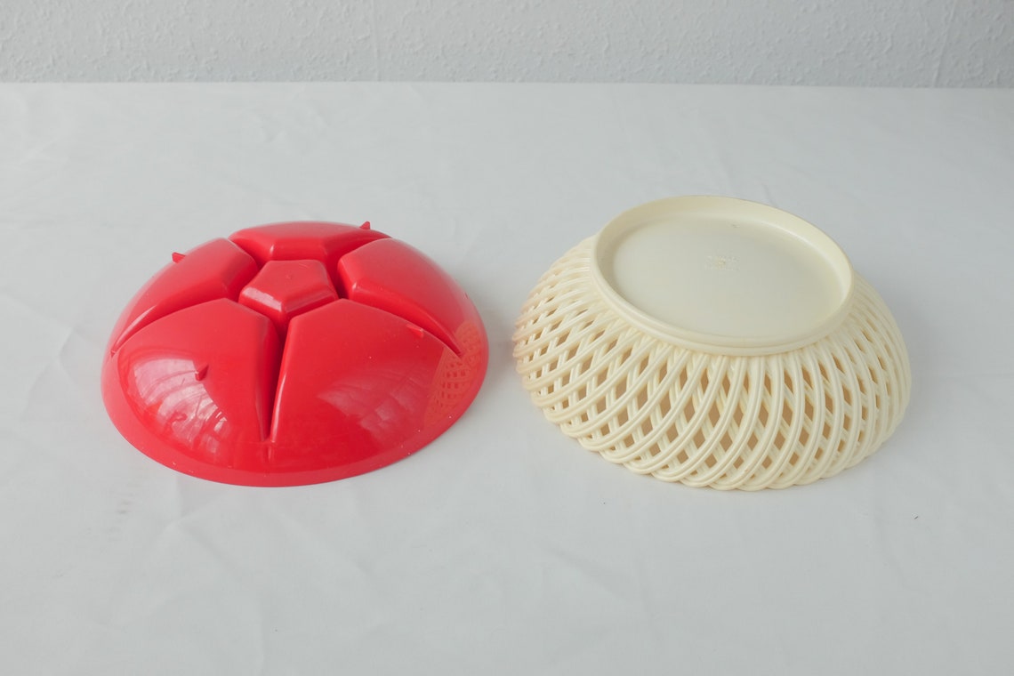 Emsa Party Snack Bowl in a Lovely Red and White - Etsy
