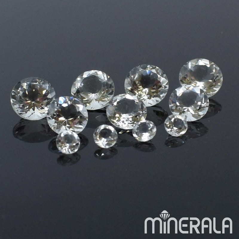 White Topaz Round 2.5mm - Etsy