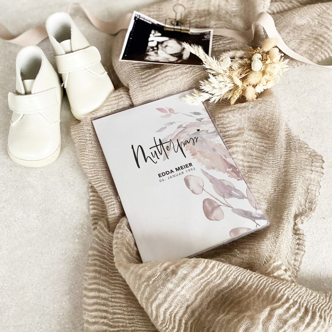 Maternity Passport Cover LILLY Personalised - Etsy