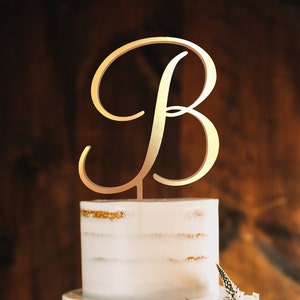 Personalized Wood Monogram Cake Topper: Custom Wedding Initial - Etsy