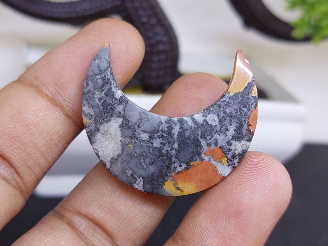 719 Maligano CRESCENT Moon Indonesischer Jaspis Halbmond - Etsy.de