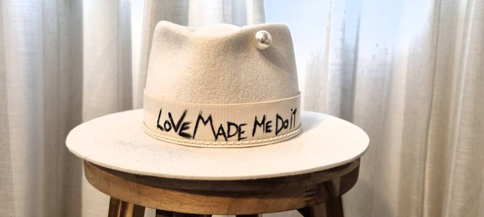 The Love Hat - Etsy