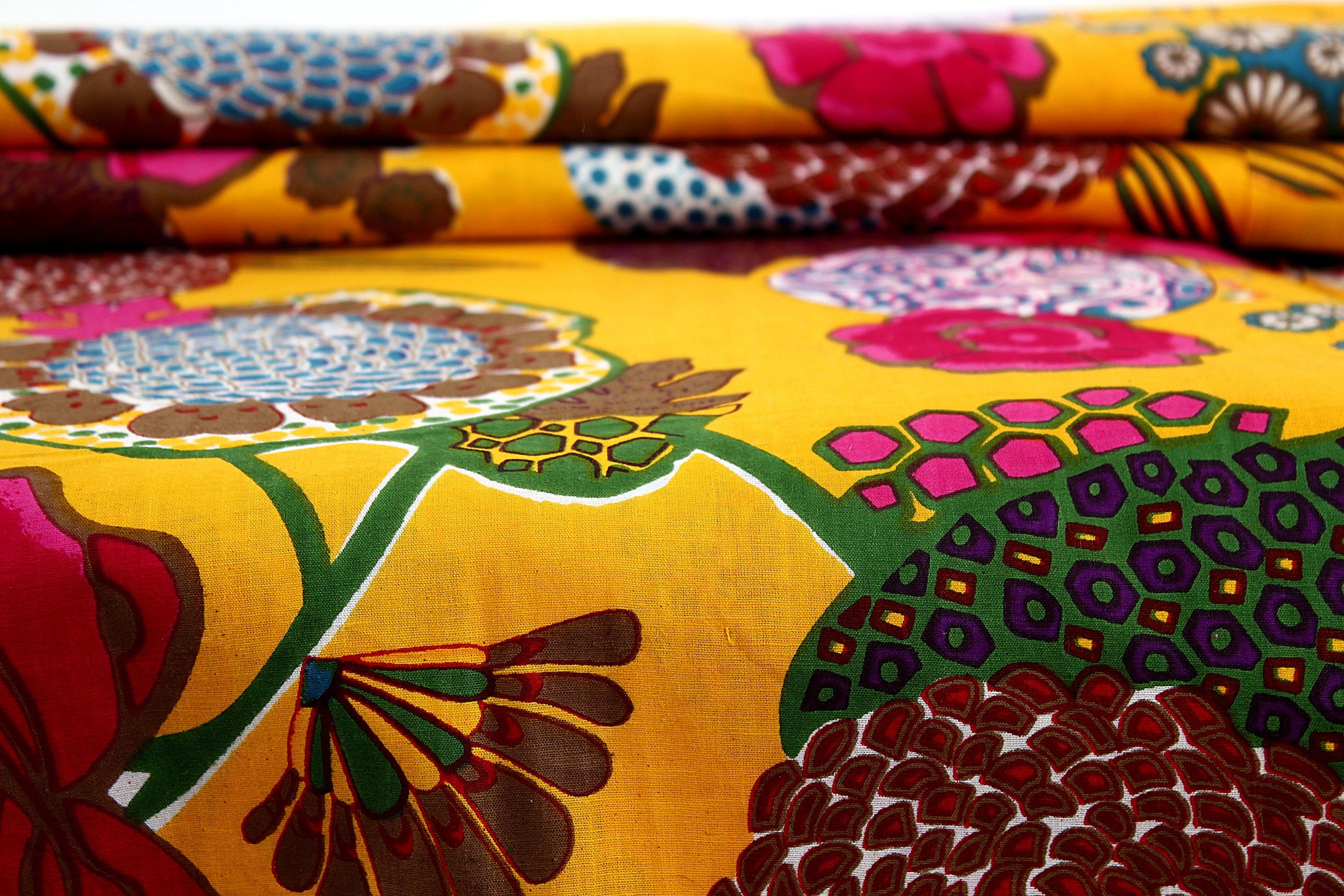 Floral Print Fabric, Printed Cotton Fabric - Indian Fabric- Soft Cotton ...