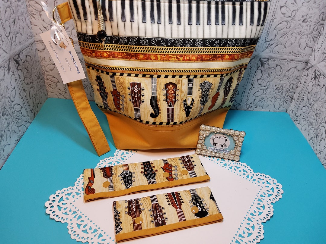 KEYBOARD & GUITARS M Size Project Bag, Zipper, 2 Needle Keepers ...