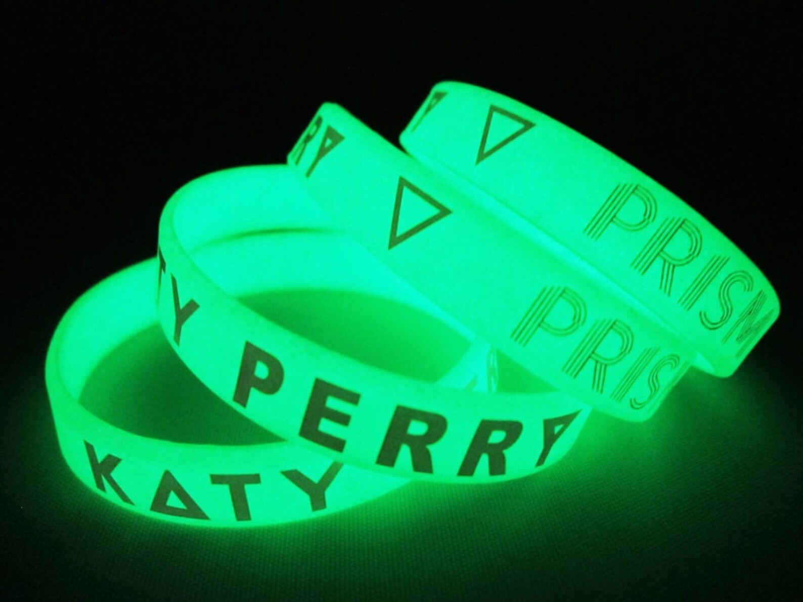 Personalize Wristband With Logos or Message. Custom Made Wristbands ...
