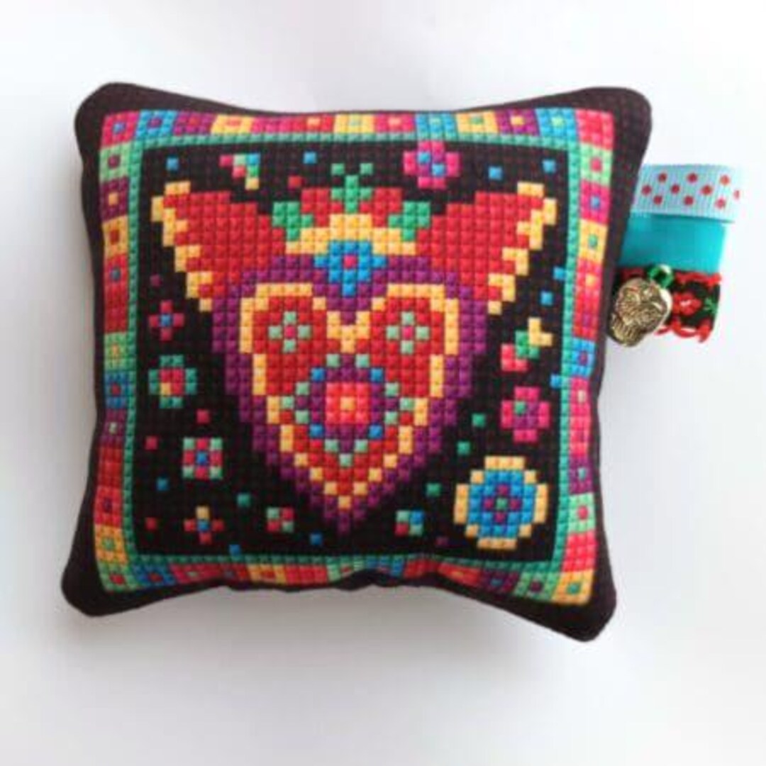 Flaming Heart Velvet Pin-cushion, Gift for Sewing, Crafter's Room, Pin ...