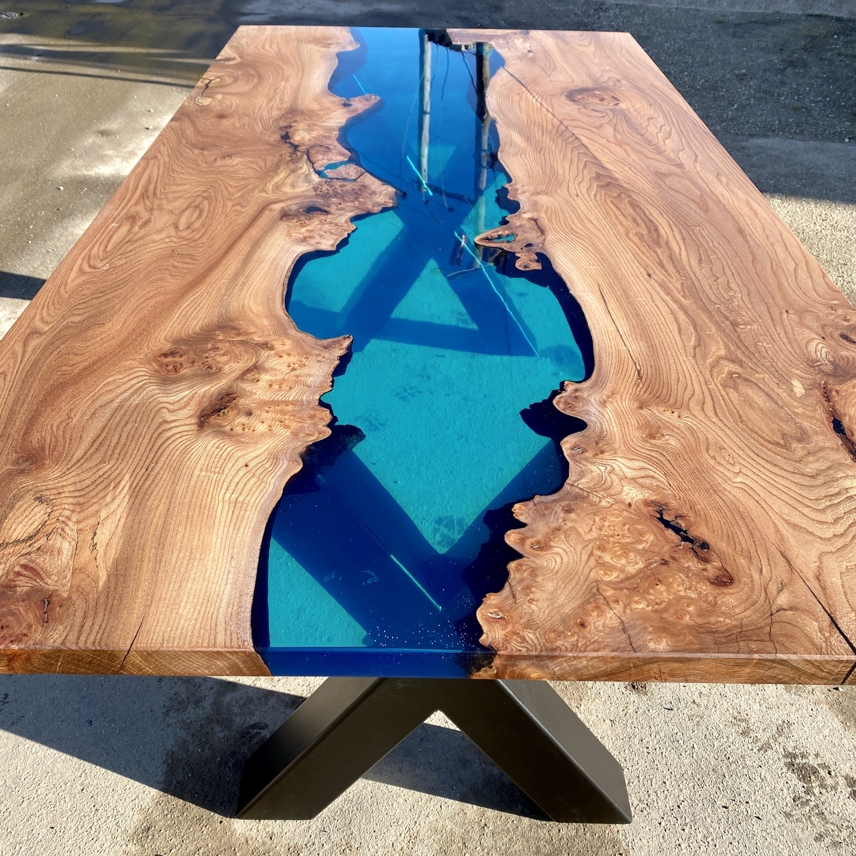 Beautiful River Dining Table in Burr Elm & Super Clear Blue - Etsy