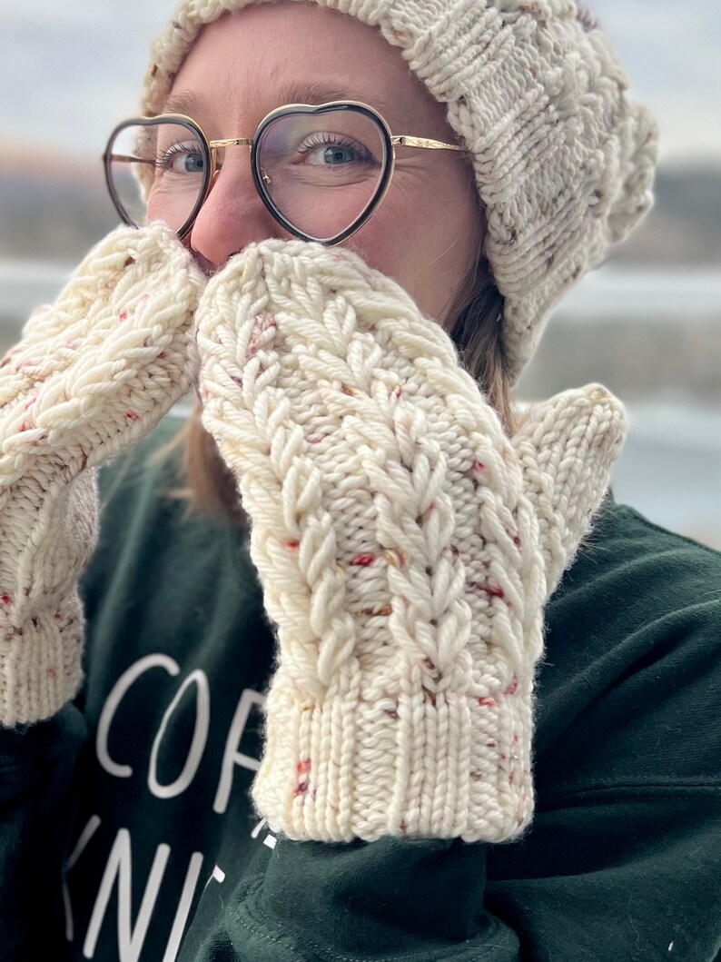 Cable Mittens KNITTING PATTERN Chocolate Shop Mittens Easy | Etsy