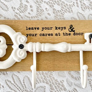 Farmhouse Key Holder, Wall Key Holder, Shabby Chic Wall Key Holder ...