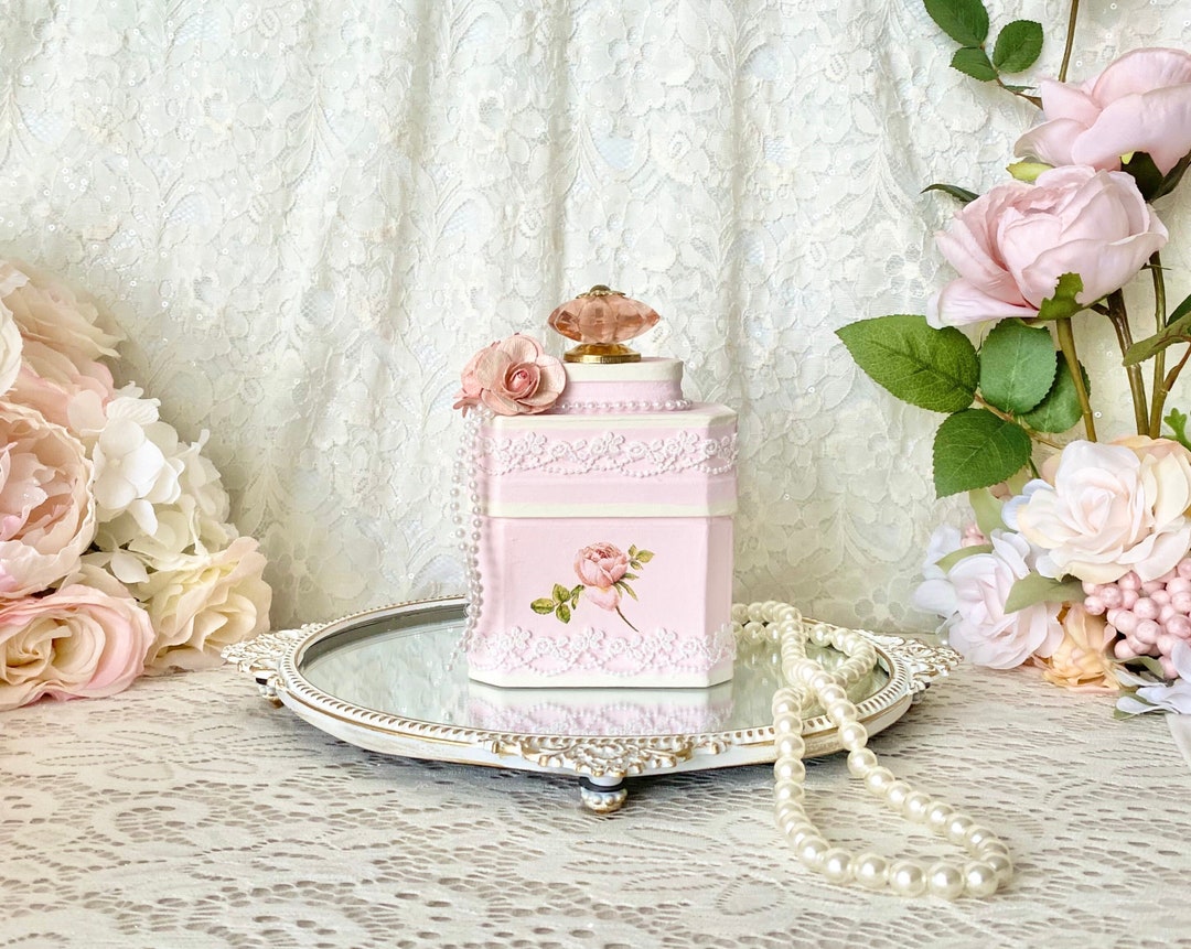 Dainty Vintage Vanity Box, Vanity Storage Box, Vintage Decor, Shabby ...