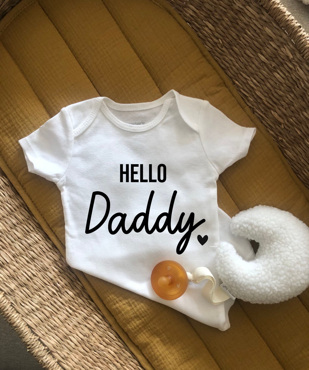 Hello Daddy Onesie ® , Baby Announcement Onesie ® , Personalized Baby ...
