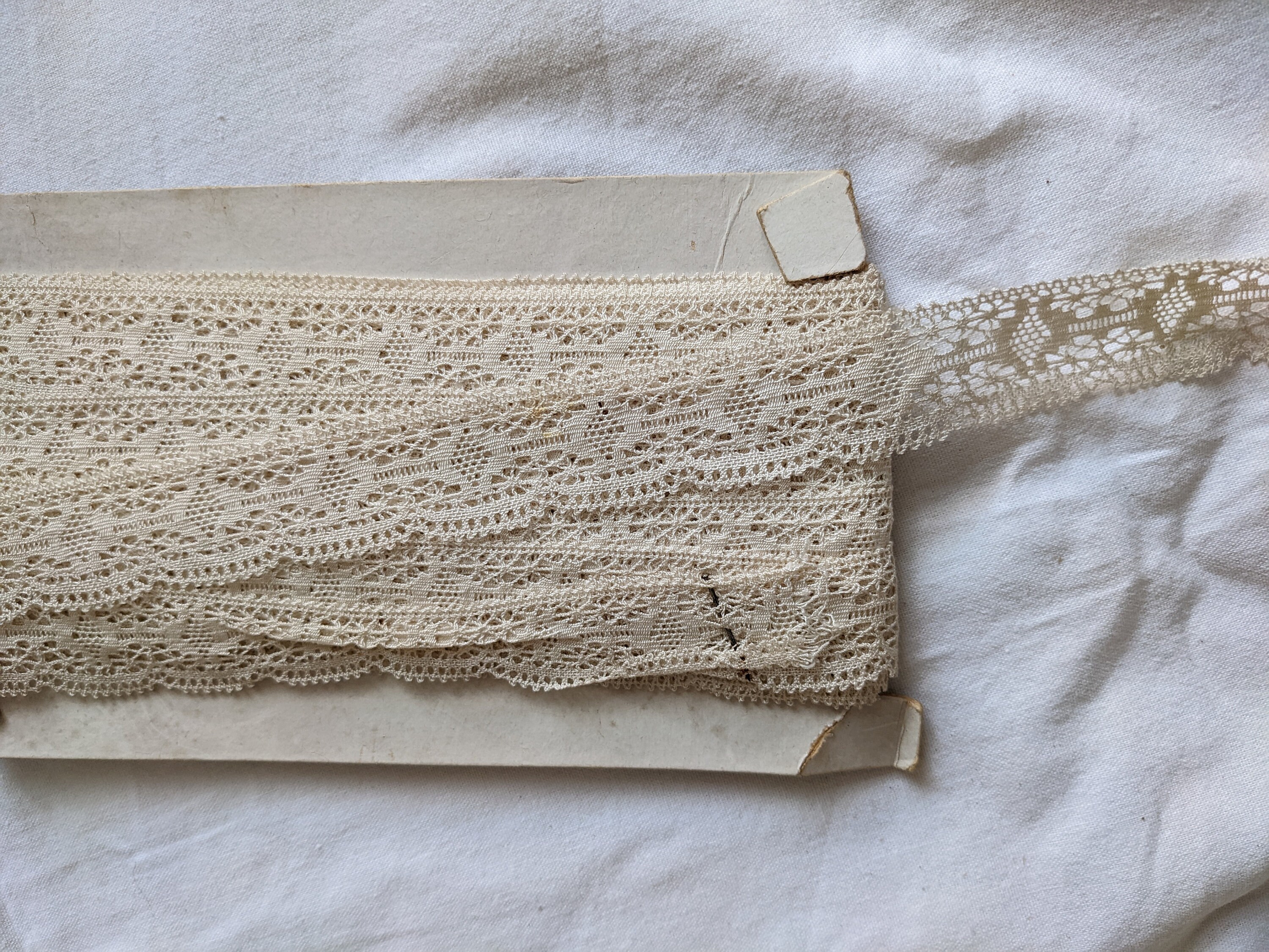 Vintage Art Deco Lace Trim With Scalloped Edge - Etsy